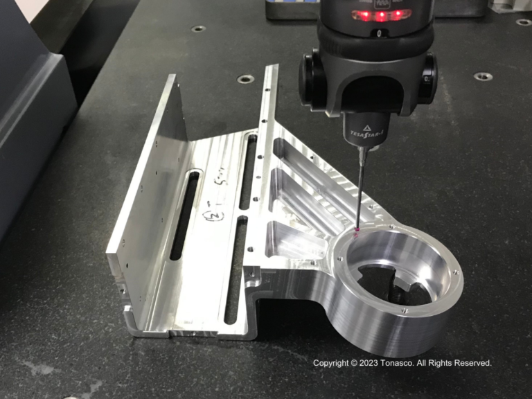 Achieving Complex Geometries and Tight Tolerances with 5-axis Milling