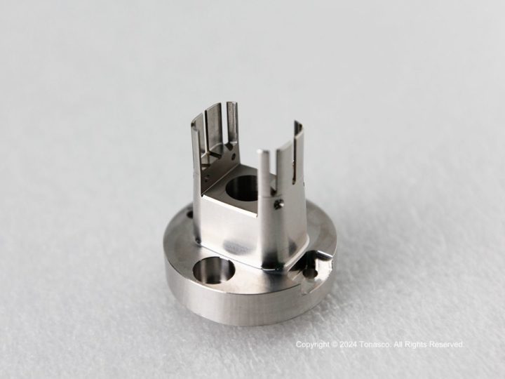 Complex Precision Machining with 5-Axis Milling and Wire-EDM